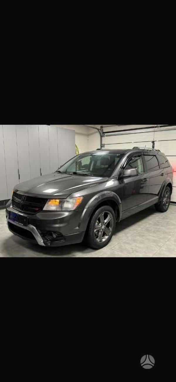 Grey Dodge Journey 2015 in Alytus, with an engine capacity of 3.60 L and mileage of 270 thousand km for 6500 €, photo 1 on AUTOMOTO.COM.LV