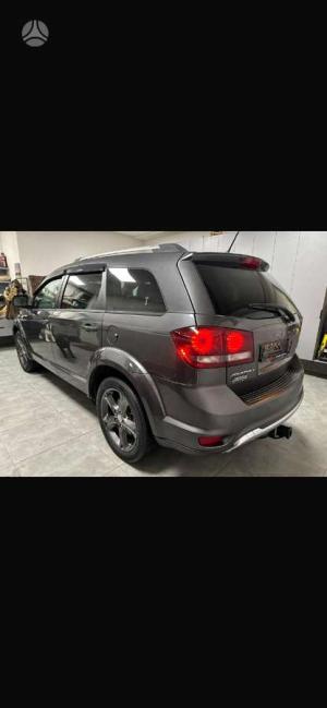 Grey Dodge Journey 2015 in Alytus, with an engine capacity of 3.60 L and mileage of 270 thousand km for 6500 €, photo 3 on AUTOMOTO.COM.LV