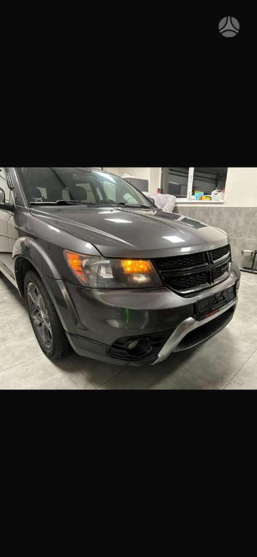 Grey Dodge Journey 2015 in Alytus, with an engine capacity of 3.60 L and mileage of 270 thousand km for 6500 €, photo 4 on AUTOMOTO.COM.LV
