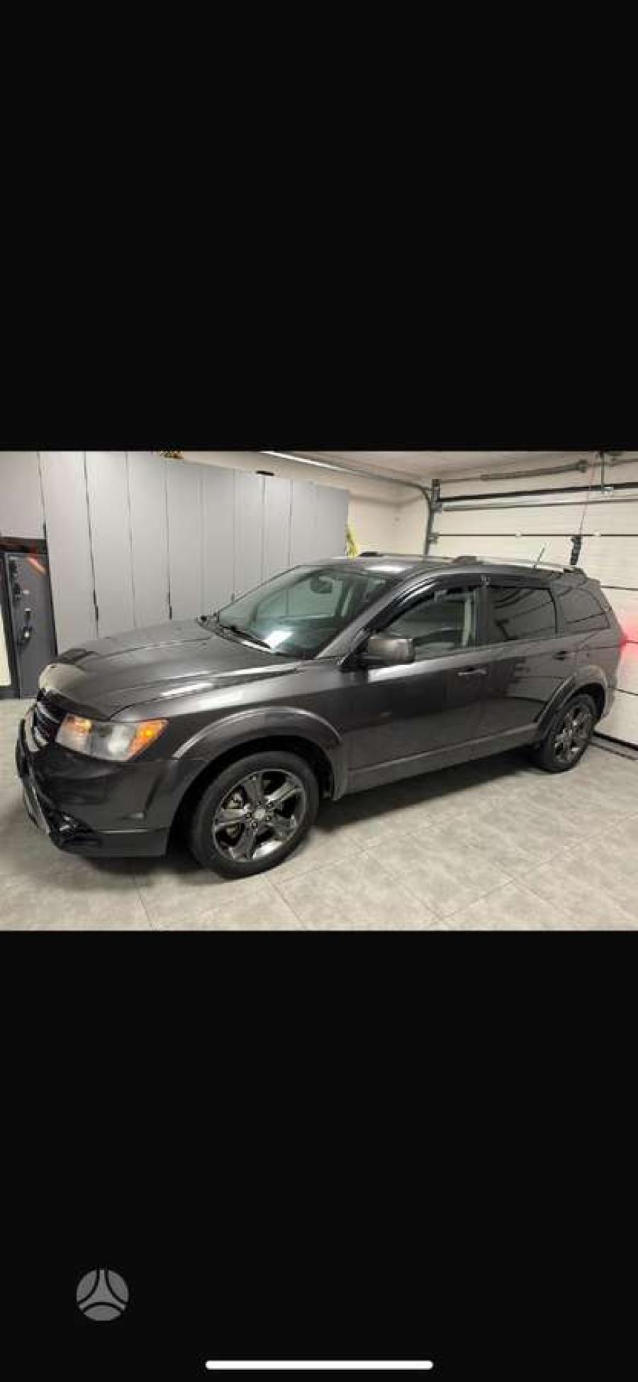Grey Dodge Journey 2015 in Alytus, with an engine capacity of 3.60 L and mileage of 270 thousand km for 6500 €, photo 6 on AUTOMOTO.COM.LV