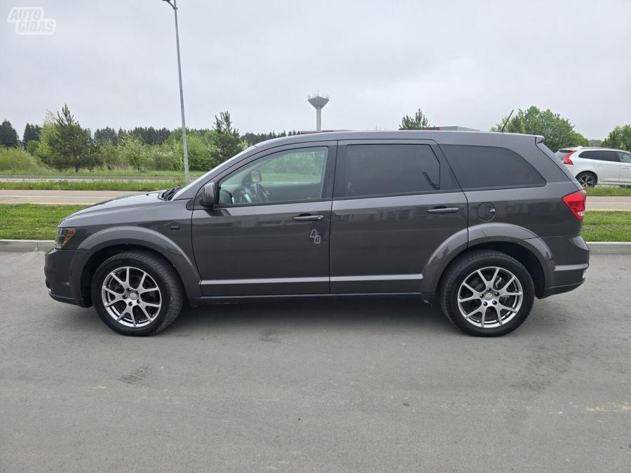Grey Dodge Journey 2016 in Klaipeda, with an engine capacity of 3.60 L and mileage of 252 thousand km for 10400 €, photo 6 on AUTOMOTO.COM.LV