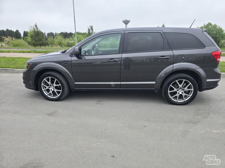 Grey Dodge Journey 2016 in Klaipeda, with an engine capacity of 3.60 L and mileage of 252 thousand km for 10400 €, photo 10 on AUTOMOTO.COM.LV