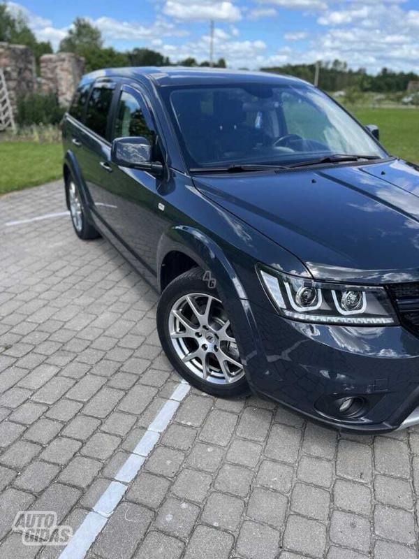 Grey Dodge Journey 2018 in Pakruojis, with an engine capacity of 3.60 L and mileage of 100 thousand km for 14200 €, photo 6 on AUTOMOTO.COM.LV