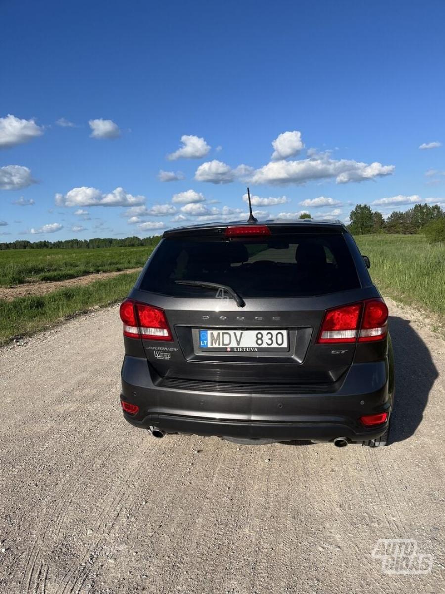 Grey Dodge Journey 2018 in Vilnius, with an engine capacity of 3.60 L and mileage of 172 thousand km for 12000 €, photo 7 on AUTOMOTO.COM.LV