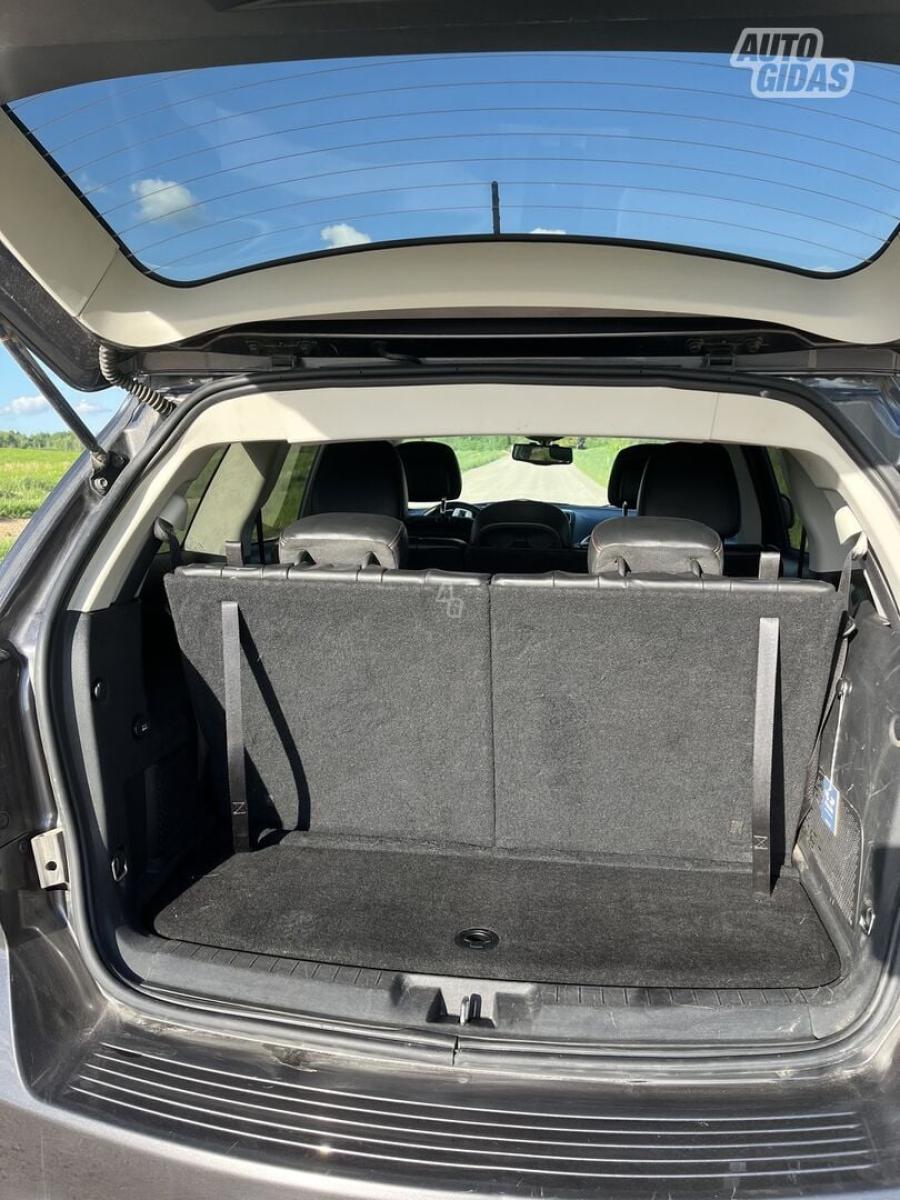 Grey Dodge Journey 2018 in Vilnius, with an engine capacity of 3.60 L and mileage of 172 thousand km for 12000 €, photo 9 on AUTOMOTO.COM.LV
