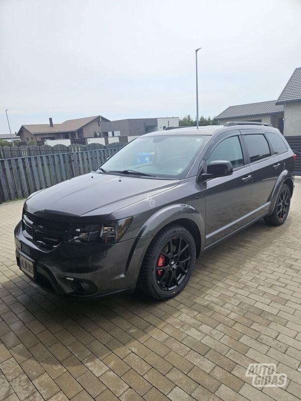 Grey Dodge Journey 2018 in Mazeikiai, with an engine capacity of 3.60 L and mileage of 94 thousand km for 11899 €, photo 1 on AUTOMOTO.COM.LV