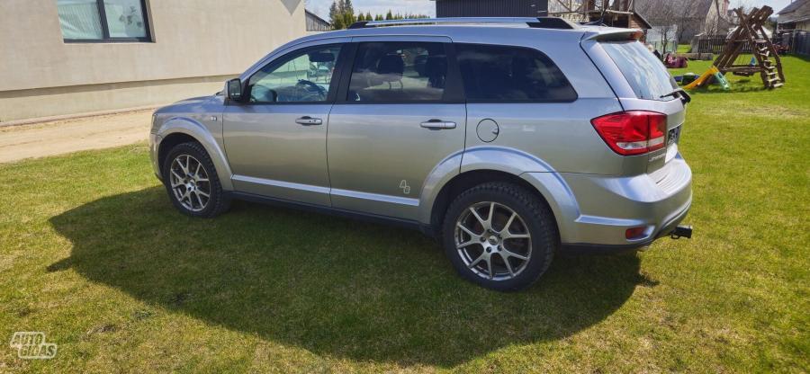 Grey Dodge Journey 2019 in Klaipeda, with an engine capacity of 3.60 L and mileage of 171 thousand km for 10500 €, photo 3 on AUTOMOTO.COM.LV
