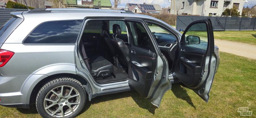 Grey Dodge Journey 2019 in Klaipeda, with an engine capacity of 3.60 L and mileage of 171 thousand km for 10500 €, photo 18 on AUTOMOTO.COM.LV