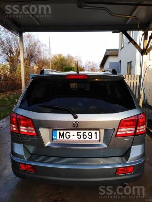 Grey Dodge Journey 2008 in Riga, with an engine capacity of 2.00 L and mileage of 181 thousand km for 2700 €, photo  on AUTOMOTO.COM.LV