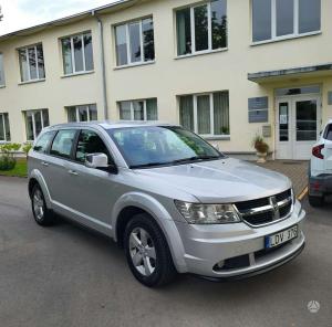 Grey Dodge Journey 2009 in Siauliai, with an engine capacity of 2.00 L and mileage of 325 thousand km for 2490 €, photo 12 on AUTOMOTO.COM.LV