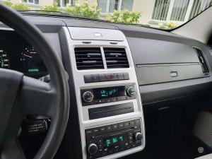 Grey Dodge Journey 2009 in Siauliai, with an engine capacity of 2.00 L and mileage of 325 thousand km for 2490 €, photo 21 on AUTOMOTO.COM.LV