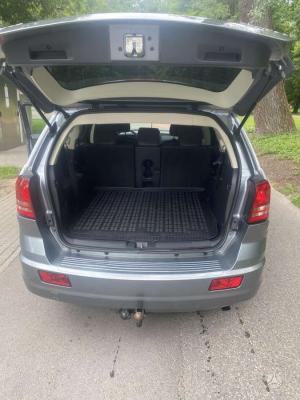 Pelēks Dodge Journey 2010 Klaipėda, ar dzinēja tilpumu 2.74 L un nobraukumu 254 tūkst. km par 2350 €, foto 7 vietnē AUTOMOTO.COM.LV