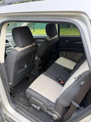 Pelēks Dodge Journey 2011 Kauņa, ar dzinēja tilpumu 2.00 L un nobraukumu 189 tūkst. km par 1499 €, foto 8 vietnē AUTOMOTO.COM.LV