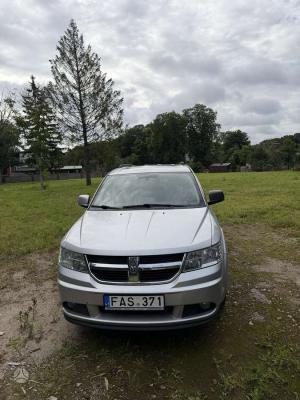 Pelēks Dodge Journey 2011 Kauņa, ar dzinēja tilpumu 2.00 L un nobraukumu 180 tūkst. km par 1250 €, foto 3 vietnē AUTOMOTO.COM.LV