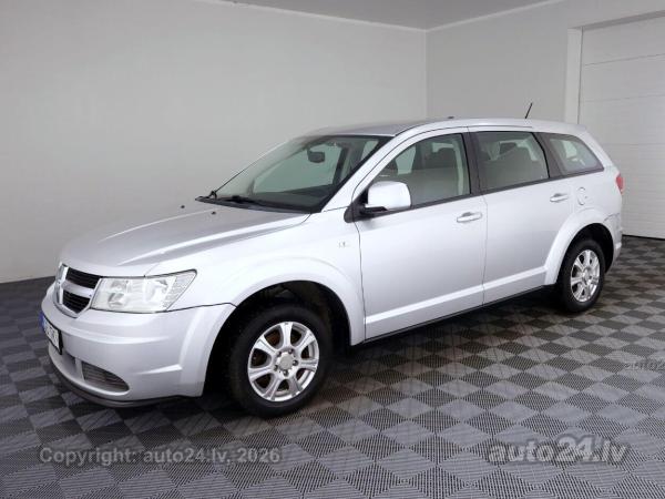 Pelēks Dodge Journey 2008 Tallina, ar dzinēja tilpumu 2.00 L un nobraukumu 363 tūkst. km par 1799 €, foto 2 vietnē AUTOMOTO.COM.LV