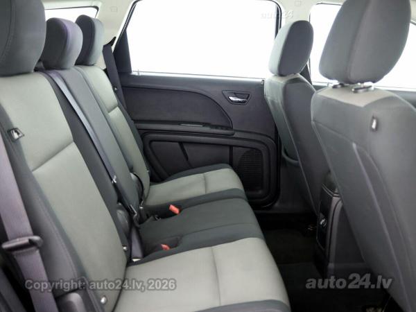 Pelēks Dodge Journey 2008 Tallina, ar dzinēja tilpumu 2.00 L un nobraukumu 363 tūkst. km par 1799 €, foto 7 vietnē AUTOMOTO.COM.LV