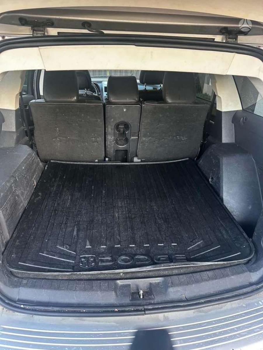 Grey Dodge Journey 2008 in Kaunas, with an engine capacity of 1.97 L and mileage of 350 thousand km for 2800 €, photo 16 on AUTOMOTO.COM.LV