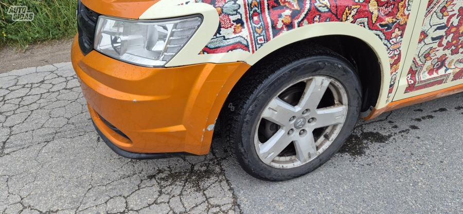 Dodge Journey 2009 in Klaipeda, with an engine capacity of 2.00 L and mileage of 110 thousand km for 1650 €, photo 4 on AUTOMOTO.COM.LV