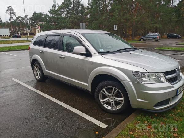 Dodge Journey 2008 Daugavpils, ar dzinēja tilpumu 2.40 L un nobraukumu 296 tūkst. km par 1700 €, foto 4 vietnē AUTOMOTO.COM.LV