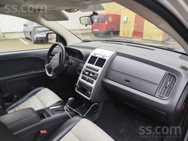 Dodge Journey 2009 in Riga, with an engine capacity of 2.40 L and mileage of 175 thousand km for 5600 €, photo 4 on AUTOMOTO.COM.LV