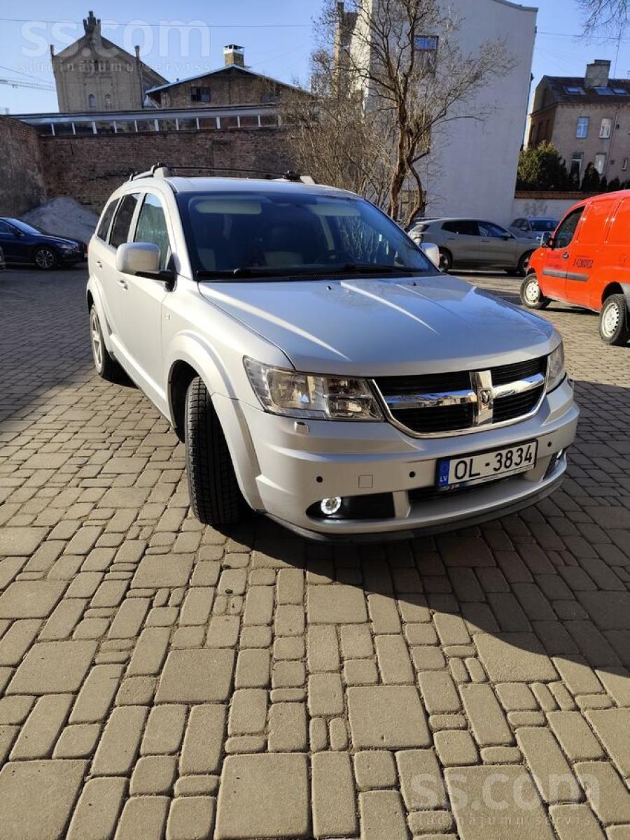 Dodge Journey 2009 Rīga, ar dzinēja tilpumu 2.40 L un nobraukumu 175 tūkst. km par 4200 €, foto 1 vietnē AUTOMOTO.COM.LV