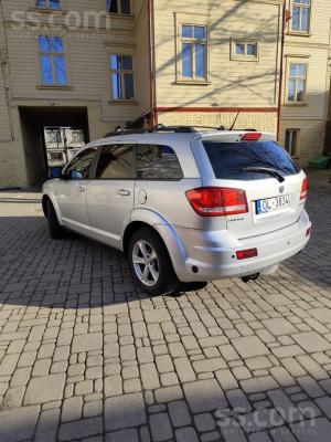 Dodge Journey 2009 Rīga, ar dzinēja tilpumu 2.40 L un nobraukumu 175 tūkst. km par 4200 €, foto 4 vietnē AUTOMOTO.COM.LV
