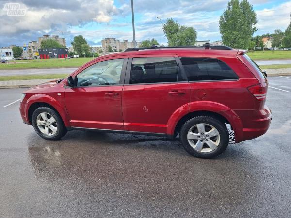 Sarkans Dodge Journey 2009 Kauņa, ar dzinēja tilpumu 2.00 L un nobraukumu 251 tūkst. km par 2800 €, foto 4 vietnē AUTOMOTO.COM.LV