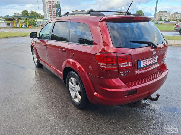 Sarkans Dodge Journey 2009 Kauņa, ar dzinēja tilpumu 2.00 L un nobraukumu 251 tūkst. km par 2800 €, foto 6 vietnē AUTOMOTO.COM.LV