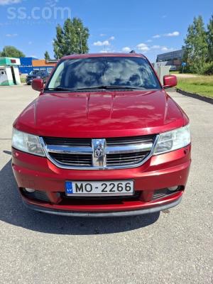Sarkans Dodge Journey 2010 Valmiera, ar dzinēja tilpumu 2.00 L un nobraukumu 241 tūkst. km par 3000 €, foto 7 vietnē AUTOMOTO.COM.LV
