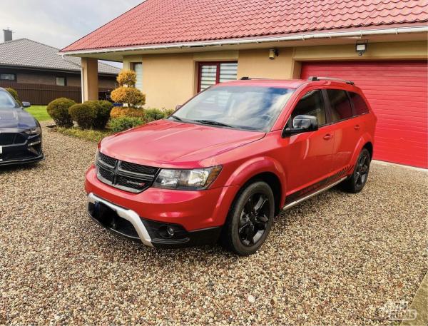 Sarkans Dodge Journey 2016 Elektrėnai, ar dzinēja tilpumu 3.60 L un nobraukumu 216 tūkst. km par 7999 €, foto 1 vietnē AUTOMOTO.COM.LV