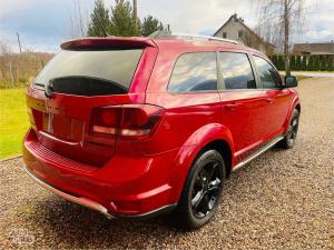 Sarkans Dodge Journey 2016 Elektrėnai, ar dzinēja tilpumu 3.60 L un nobraukumu 216 tūkst. km par 7999 €, foto 5 vietnē AUTOMOTO.COM.LV