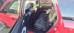 Red Dodge Journey 2017 in Vilnius, with an engine capacity of 3.60 L and mileage of 217 thousand km for 10000 €, photo 14 on AUTOMOTO.COM.LV