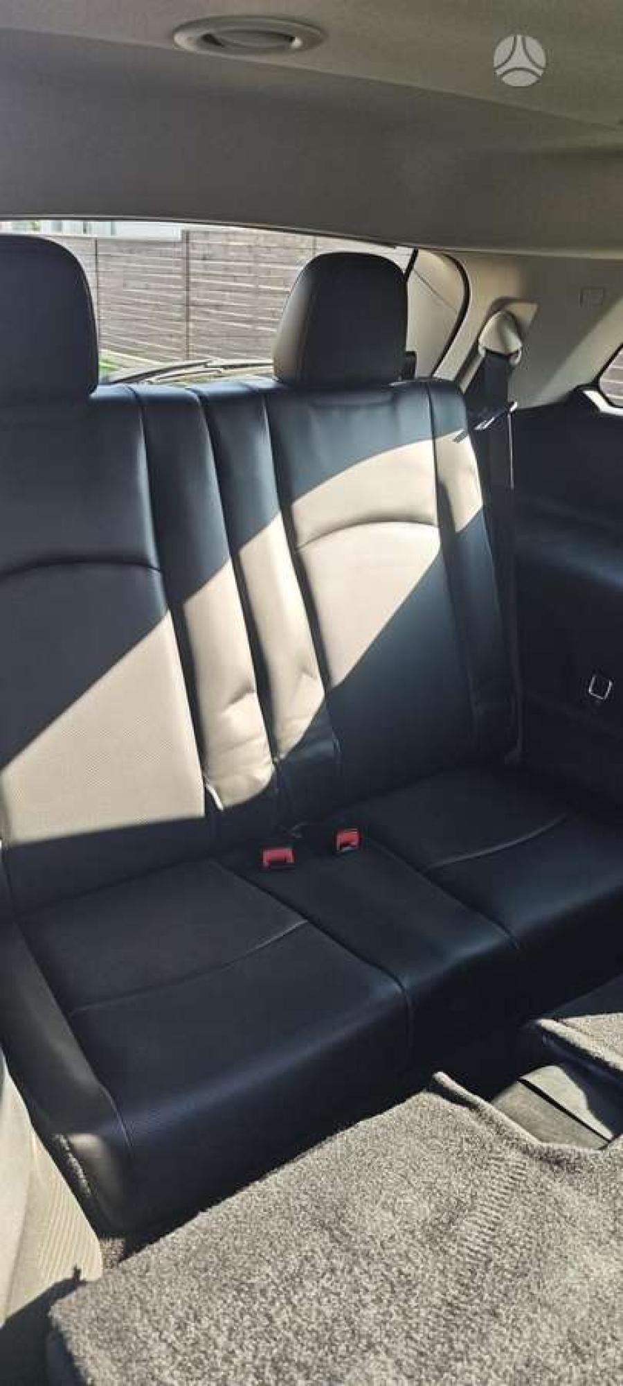 Red Dodge Journey 2017 in Vilnius, with an engine capacity of 3.60 L and mileage of 217 thousand km for 10000 €, photo 25 on AUTOMOTO.COM.LV