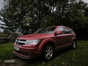 Sarkans Dodge Journey 2009 Pērnava, ar dzinēja tilpumu 2.00 L un nobraukumu 191 tūkst. km par 500 €, foto 3 vietnē AUTOMOTO.COM.LV