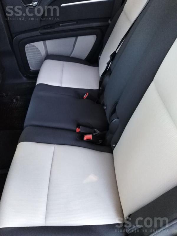 Dodge Journey 2008 in Riga, with an engine capacity of 2.00 L and mileage of 175 thousand km for 2700 €, photo 3 on AUTOMOTO.COM.LV