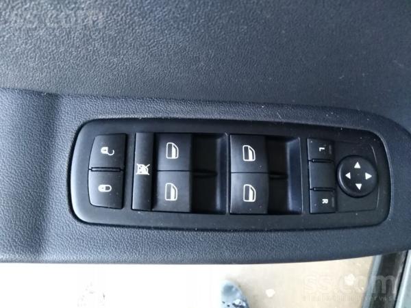 Dodge Journey 2008 in Riga, with an engine capacity of 2.00 L and mileage of 175 thousand km for 2700 €, photo 6 on AUTOMOTO.COM.LV