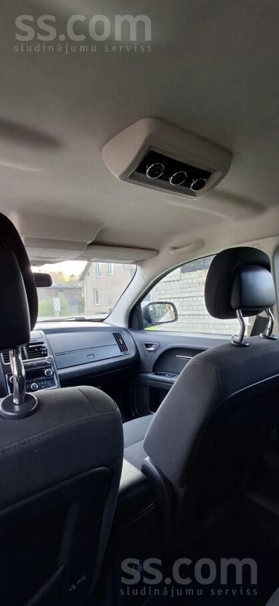White Dodge Journey 2010 in Valka, with an engine capacity of 2.70 L and mileage of 240 thousand km for 3100 €, photo 11 on AUTOMOTO.COM.LV