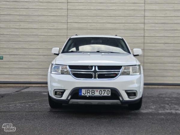 White Dodge Journey 2014 in Vilnius, with an engine capacity of 2.40 L and mileage of 198 thousand km for 4700 €, photo 3 on AUTOMOTO.COM.LV
