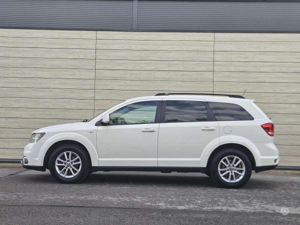Balts Dodge Journey 2014 Viļņa, ar dzinēja tilpumu 2.36 L un nobraukumu 198 tūkst. km par 4500 €, foto 2 vietnē AUTOMOTO.COM.LV