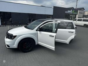 Balts Dodge Journey 2015 Raseiniai, ar dzinēja tilpumu 3.60 L un nobraukumu 190 tūkst. km par 7500 €, foto 4 vietnē AUTOMOTO.COM.LV
