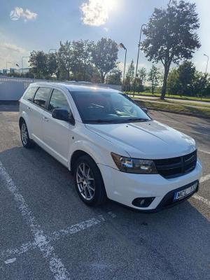 White Dodge Journey 2015 in Kaunas, with an engine capacity of 3.60 L and mileage of 158 thousand km for 8000 €, photo  on AUTOMOTO.COM.LV