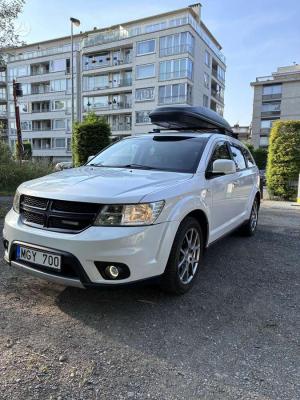 White Dodge Journey 2016 in Vilnius, with an engine capacity of 3.61 L and mileage of 155 thousand km for 8500 €, photo 3 on AUTOMOTO.COM.LV