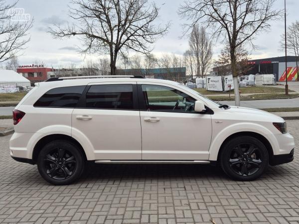 Balts Dodge Journey 2018 Šauļi, ar dzinēja tilpumu 3.60 L un nobraukumu 218 tūkst. km par 9700 €, foto 3 vietnē AUTOMOTO.COM.LV