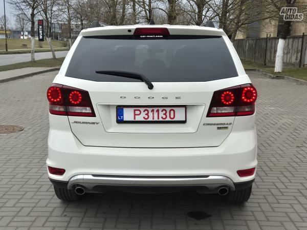 Balts Dodge Journey 2018 Šauļi, ar dzinēja tilpumu 3.60 L un nobraukumu 218 tūkst. km par 9700 €, foto 5 vietnē AUTOMOTO.COM.LV