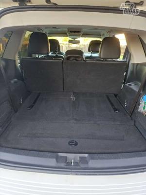 White Dodge Journey 2018 in Siauliai, with an engine capacity of 3.60 L and mileage of 161 thousand km for 11800 €, photo 6 on AUTOMOTO.COM.LV
