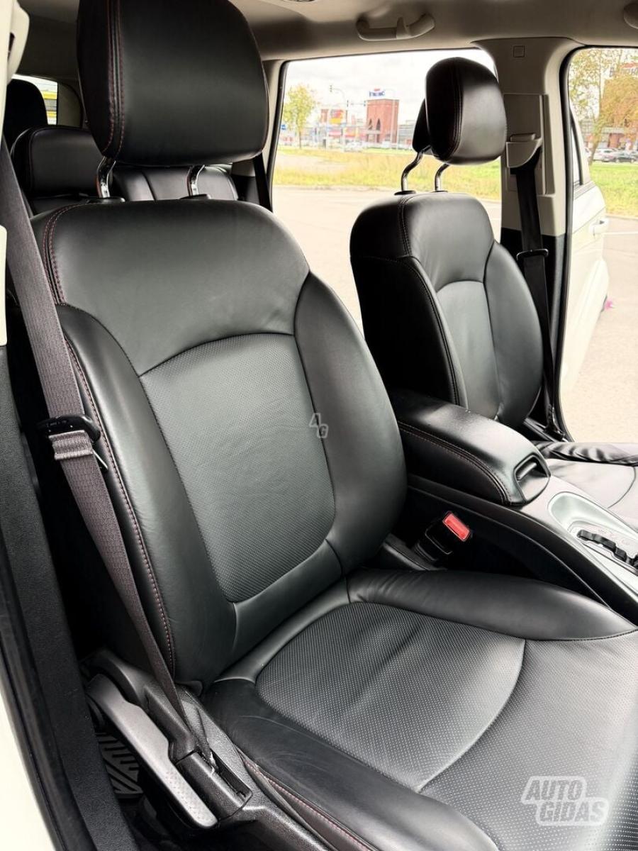 Balts Dodge Journey 2018 Šauļi, ar dzinēja tilpumu 3.60 L un nobraukumu 255 tūkst. km par 10500 €, foto 20 vietnē AUTOMOTO.COM.LV