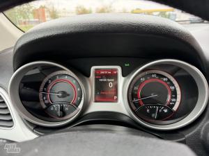 Balts Dodge Journey 2018 Šauļi, ar dzinēja tilpumu 3.60 L un nobraukumu 255 tūkst. km par 10500 €, foto 27 vietnē AUTOMOTO.COM.LV