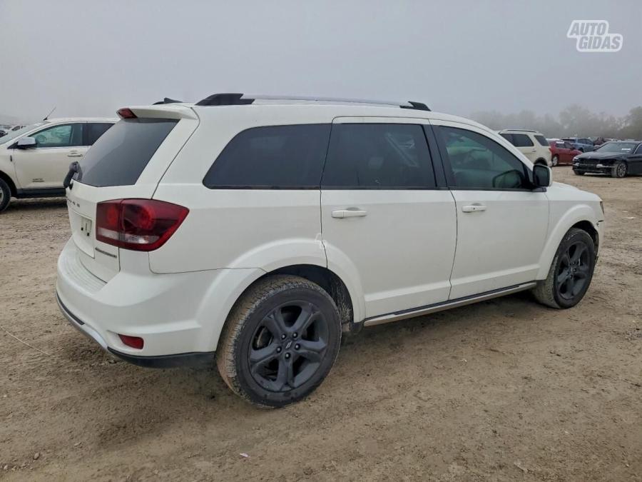 White Dodge Journey 2019 in Klaipeda, with an engine capacity of 3.60 L and mileage of 145 thousand km for 7500 €, photo 3 on AUTOMOTO.COM.LV