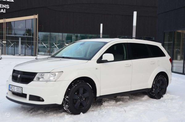 Balts Dodge Journey 2008 Šauļi, ar dzinēja tilpumu 2.00 L un nobraukumu 263 tūkst. km par 3200 €, foto 2 vietnē AUTOMOTO.COM.LV