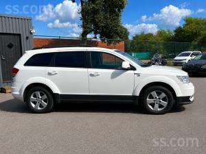 Balts Dodge Journey 2010 Rīga, ar dzinēja tilpumu 2.70 L un nobraukumu 240 tūkst. km par 2890 €, foto 5 vietnē AUTOMOTO.COM.LV